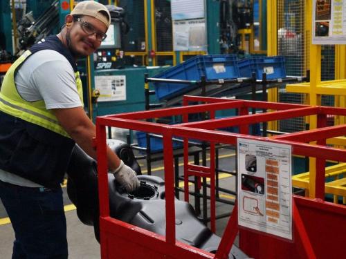 Práce v Kautexu | Kautex Textron Bohemia spol. s r.o.